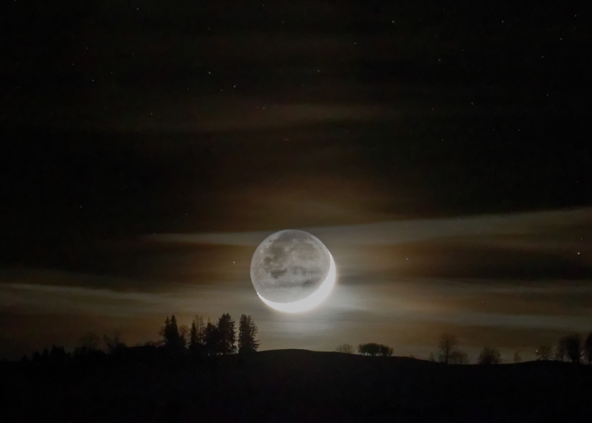 Cu ochii-n stele și cu gândul la Cosmos prin telescoape și expoziție de ...